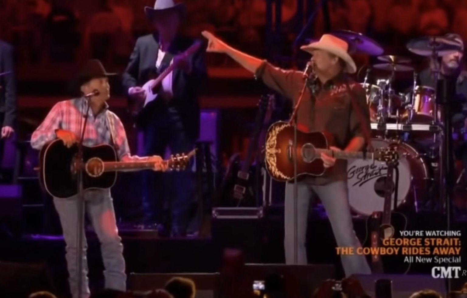 A Bold Stand for Tradition: George Strait & Alan Jackson – Murder on ...